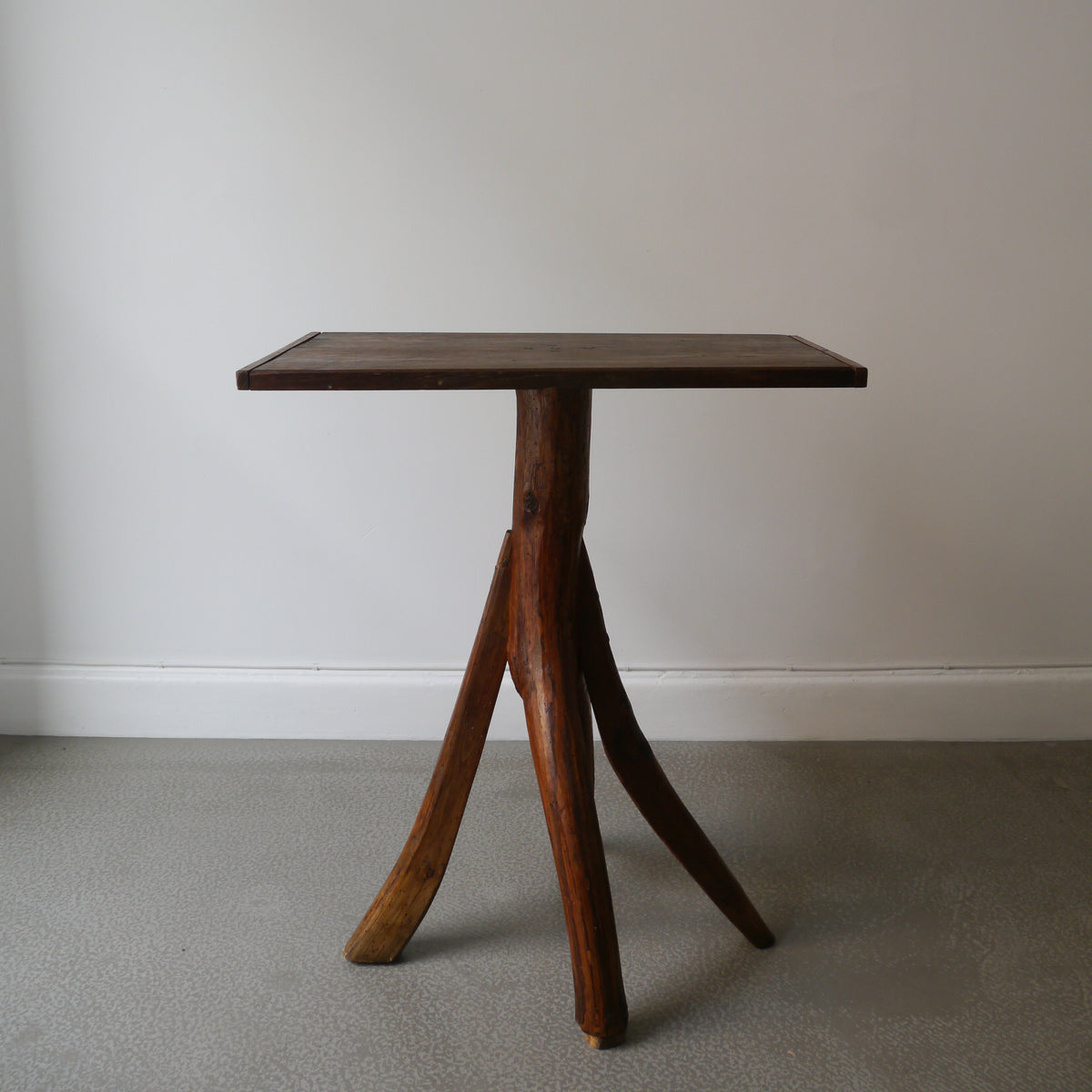 Folk Art Side Table – Collection Apart
