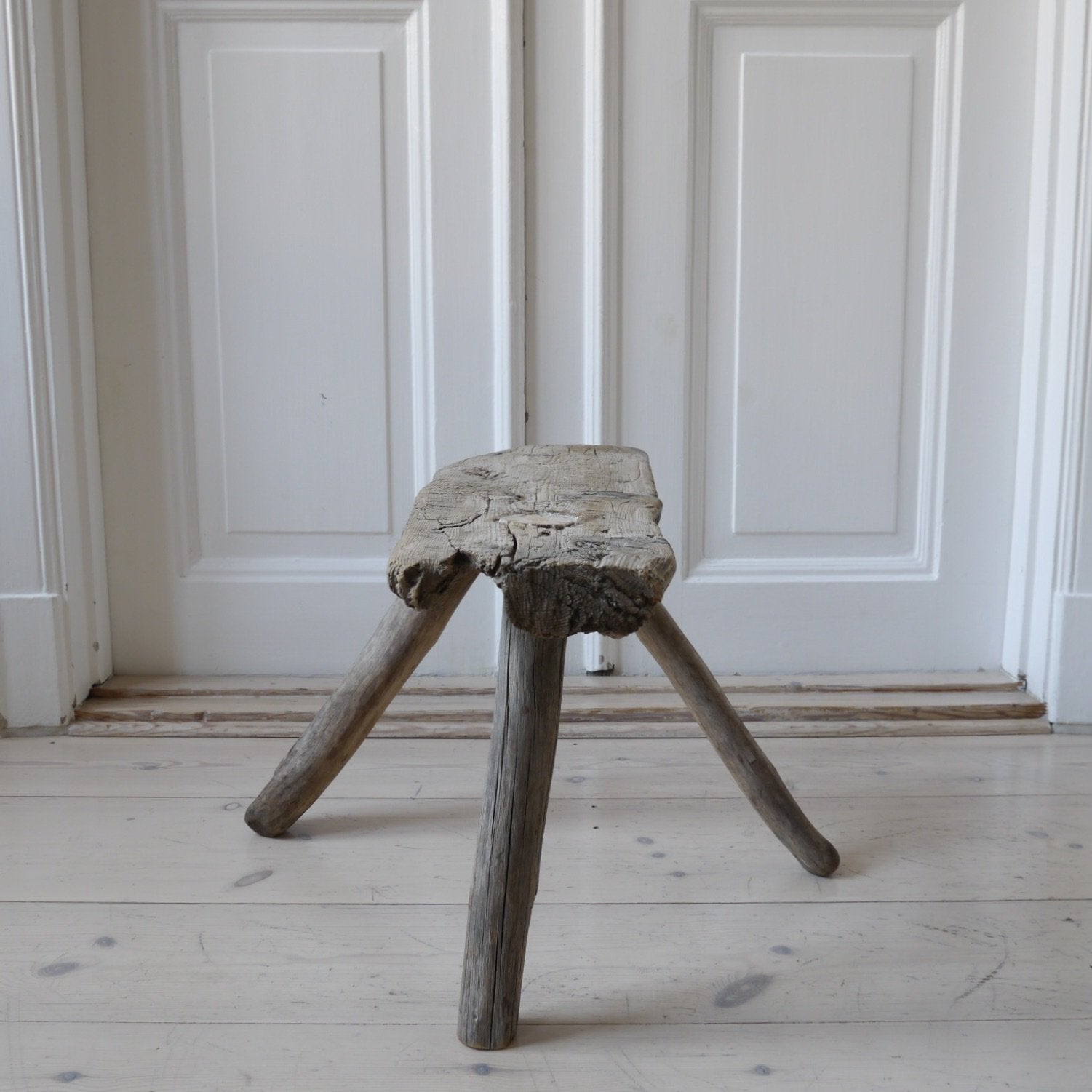 Swedish Primitive Stool 1800s – Collection Apart